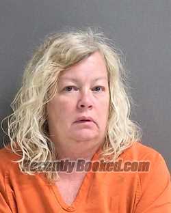 Recent Booking / Mugshot for AUDREY MARIE ROWELL in Volusia County, Florida