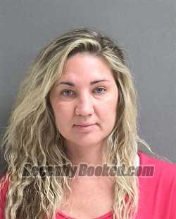 Recent Booking / Mugshot for HAYLEY A ROBERTSON in Volusia County, Florida