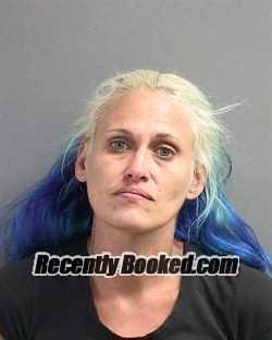 Recent Booking / Mugshot for ANGELIQUE C GUTIERREZ in Volusia County ...