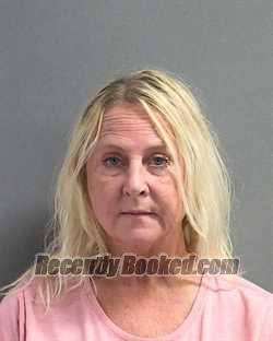 Recent Booking / Mugshot for LISA RENEE EARP in Volusia County, Florida