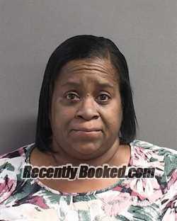 Recent Booking / Mugshot for DELLA R ADKINS in Volusia County, Florida
