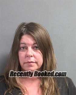 Recent Booking / Mugshot for KELLY M SMITH in Volusia County, Florida