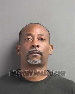 Recent Booking / Mugshot for JAMAR BERNARD DAVIS in Volusia County, Florida