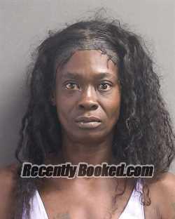 Recent Booking / Mugshot for CRYSTAL NICHOL WEAVER in Volusia County ...