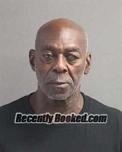 Recent Booking / Mugshot for WINFRED ALPHONSO JONES in Volusia County ...