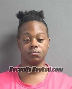 Recent Booking / Mugshot for SHALIA KENYATTA JONES in Volusia County ...