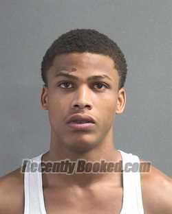 Recent Booking / Mugshot for AMONDRE M WILLIS in Volusia County, Florida
