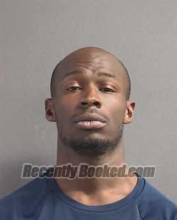 Recent Booking / Mugshot for LAVAR C ANDREWS in Volusia County, Florida