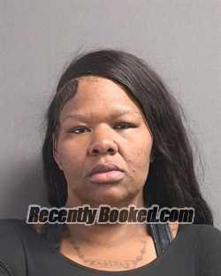 Recent Booking / Mugshot for CHARMAINE CHANTEL BERRY in Volusia County ...