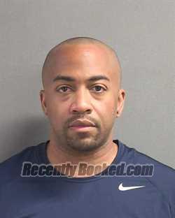 Recent Booking / Mugshot for DONTE L BATTLE in Volusia County, Florida