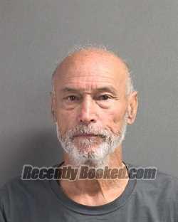 Recent Booking / Mugshot for EDWIN YEYE in Volusia County, Florida