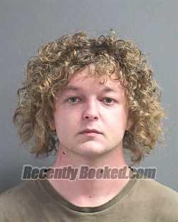 Recent Booking / Mugshot for LANDON SHELL MACKEY in Volusia County, Florida