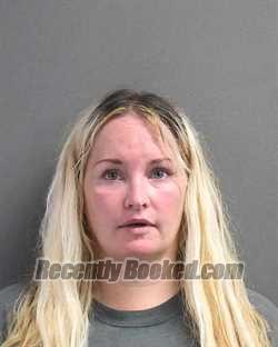 Recent Booking / Mugshot for JADE NICOLE ROSS in Volusia County, Florida