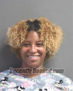 Recent Booking / Mugshot for JASMINE LAURA ANN JOHNSON in Volusia ...