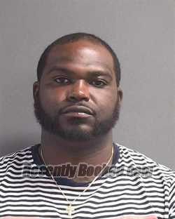 Recent Booking / Mugshot for CHRISTOPHER DEVON WELLMAN in Volusia ...