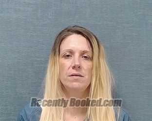 Recent Booking / Mugshot for STEPHANIE NICOLE SLINGER in Stark County, Ohio