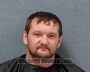 Recent Booking / Mugshot for THOMAS ROBERT COX in Stark County, Ohio