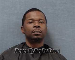 Recent Booking / Mugshot for ARMOUND ORIN JONES in Stark County, Ohio