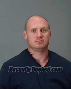 Recent Booking / Mugshot for JONATHAN PIERCE ROYSTER in Summit County, Ohio