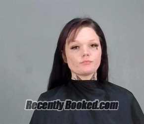 Recent Booking / Mugshot for ALYSSA MARIE STRUNK in Summit County, Ohio