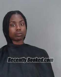Recent Booking / Mugshot for TIYONNA LACHEAL KNAFF in Summit County, Ohio