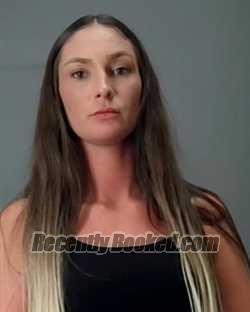 Recent Booking / Mugshot for MIKAELA RAE LYNN BROWN in Summit County, Ohio