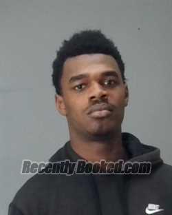 Recent Booking / Mugshot for TRAYVON GARRETT in Summit County, Ohio