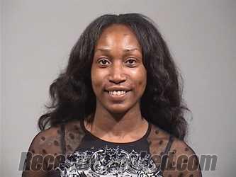 Recent Booking / Mugshot for SHANNON MONIQUE FOSTER in Trumbull County ...