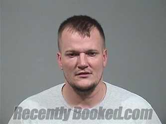 Recent Booking / Mugshot for GARRETT CHARLES CRAIG in Trumbull County, Ohio