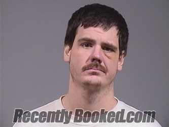 Recent Booking / Mugshot for CHRISTOPHER WAYNE SEALS in Trumbull County ...