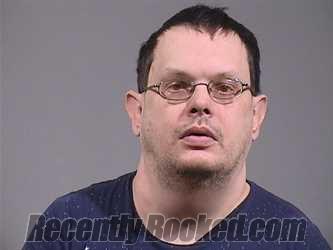 Recent Booking / Mugshot for JACOB RILEY POE in Trumbull County, Ohio