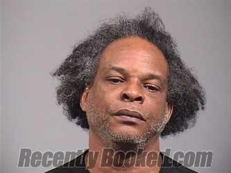 Recent Booking / Mugshot for ROBERT JOSEPH JR TRAVIS in Trumbull County ...