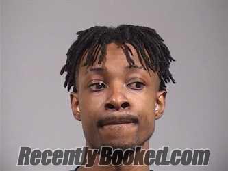 Recent Booking / Mugshot for MALACHI JAMALL MOORE in Trumbull County, Ohio