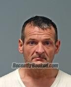 Recent Booking / Mugshot for ANTHONY WAYNE HUBBARD in Warren County, Ohio
