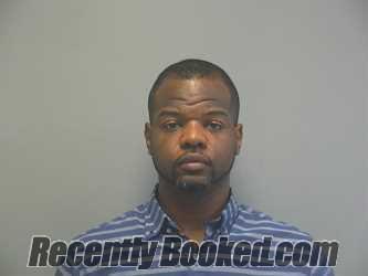 Recent Booking / Mugshot for RONNIE MOORE in Wayne County, Ohio