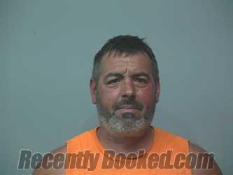 Recent Booking / Mugshot for MICHAEL YOUNG in Wayne County, Ohio