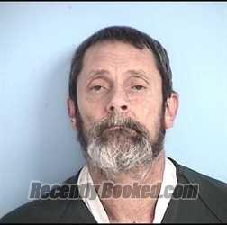 Recent Booking / Mugshot for ROBERT DALE QUEEN in Walton County, Florida