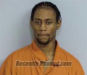 Recent Booking / Mugshot for DAVANO Rojae WILLIAMS in Walton County ...