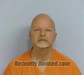 Recent Booking / Mugshot for DANIEL WAYNE CARVER in Walton County, Florida