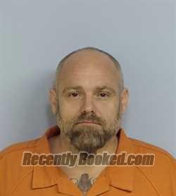 Recent Booking / Mugshot for DUSTIN RAY GARLAND in Walton County, Florida