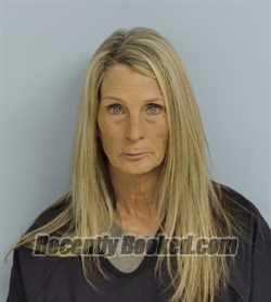 Recent Booking / Mugshot for JENNIFER LEANN RUTLEDGE in Walton County ...