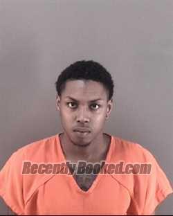 Recent Booking / Mugshot for DARNELL D`AVION JOHNSON in Wood County, Ohio