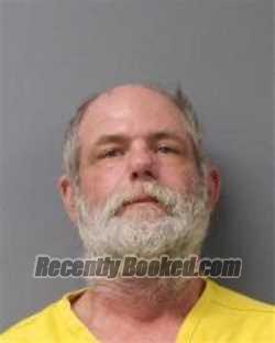 Recent Booking / Mugshot for BENJAMIN JOSIAH MARTIN in Berks County ...