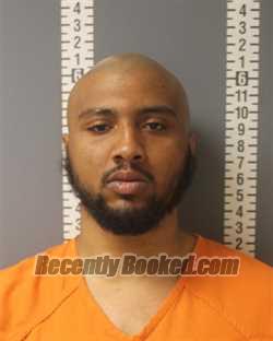Recent Booking / Mugshot for DEANDRE THOMPSON in Dauphin County ...