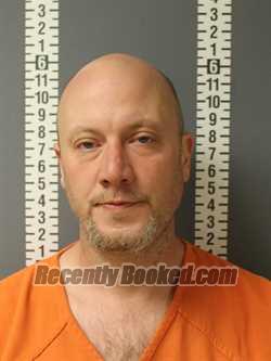 Recent Booking / Mugshot for JOSHUA CARL KINNEY in Dauphin County ...