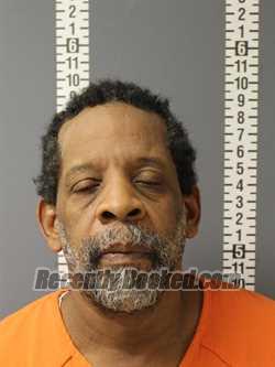 Recent Booking / Mugshot for DEAN DEMARCO MYERS in Dauphin County ...