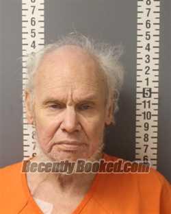 Recent Booking / Mugshot for DONALD HERBERT WEBB in Dauphin County ...
