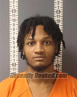 Recent Booking / Mugshot for MARK ANTHONY SMITH in Dauphin County ...