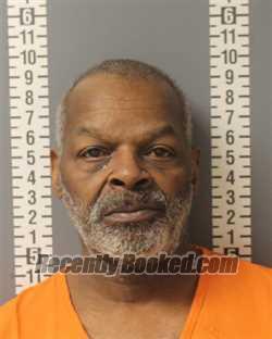 Recent Booking / Mugshot for STEVEN RANDOLPH HARDEN in Dauphin County ...