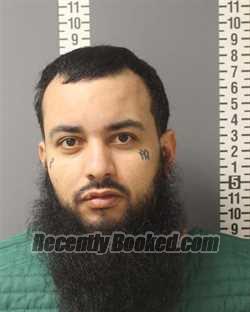 Recent Booking / Mugshot for CHRIS L GUZMAN in Dauphin County, Pennsylvania